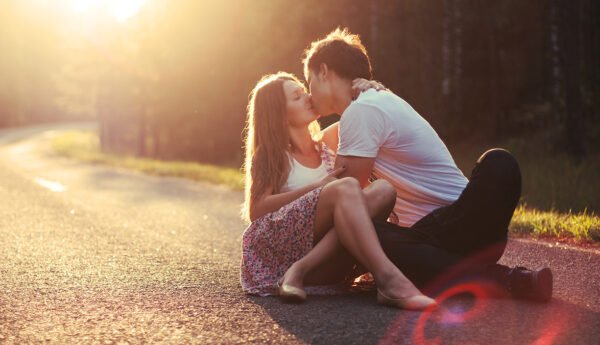 De Bedste Kærlighedsdigte - 16 smukke digte om romantik